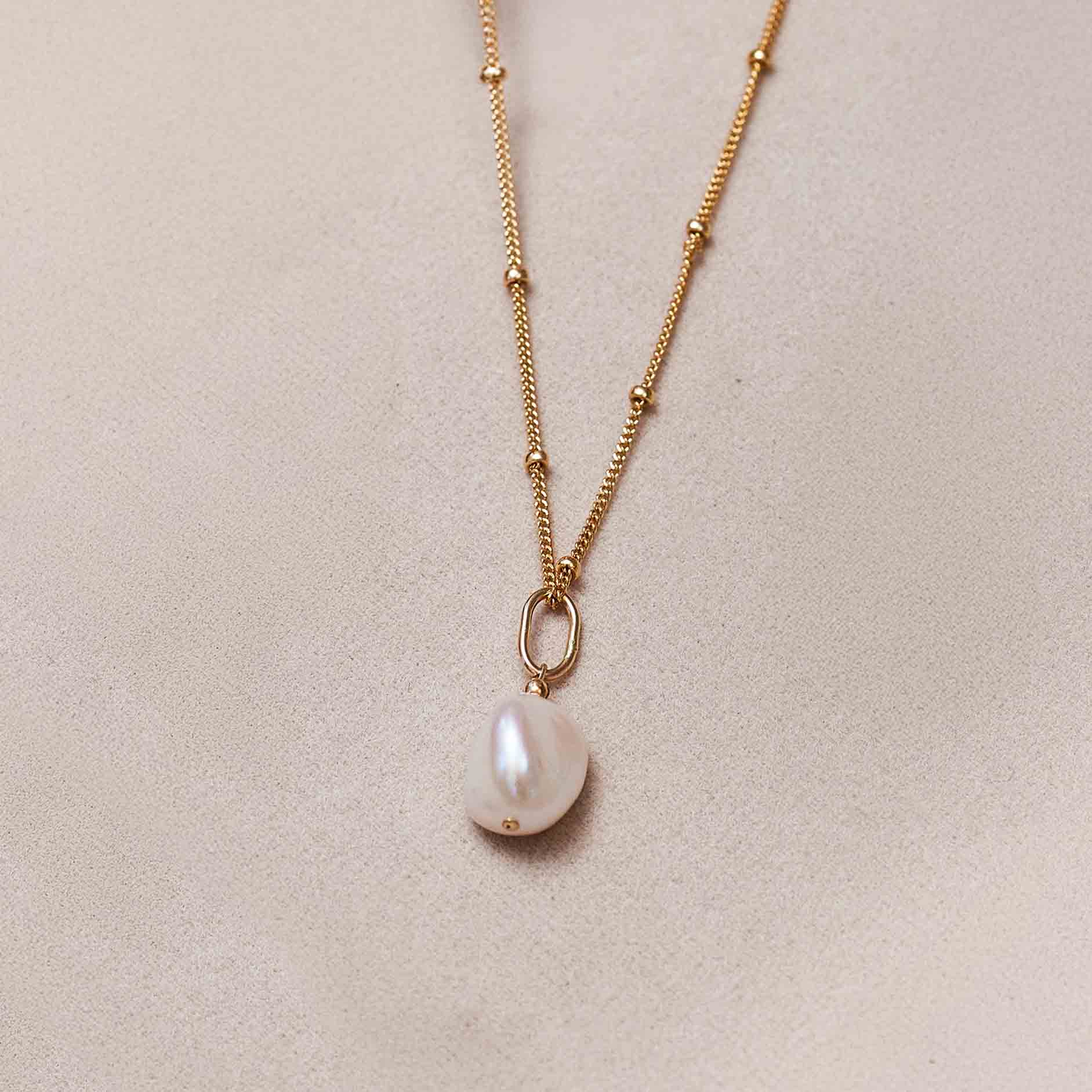 Pearl Mini Necklace – Makaro Jewelry